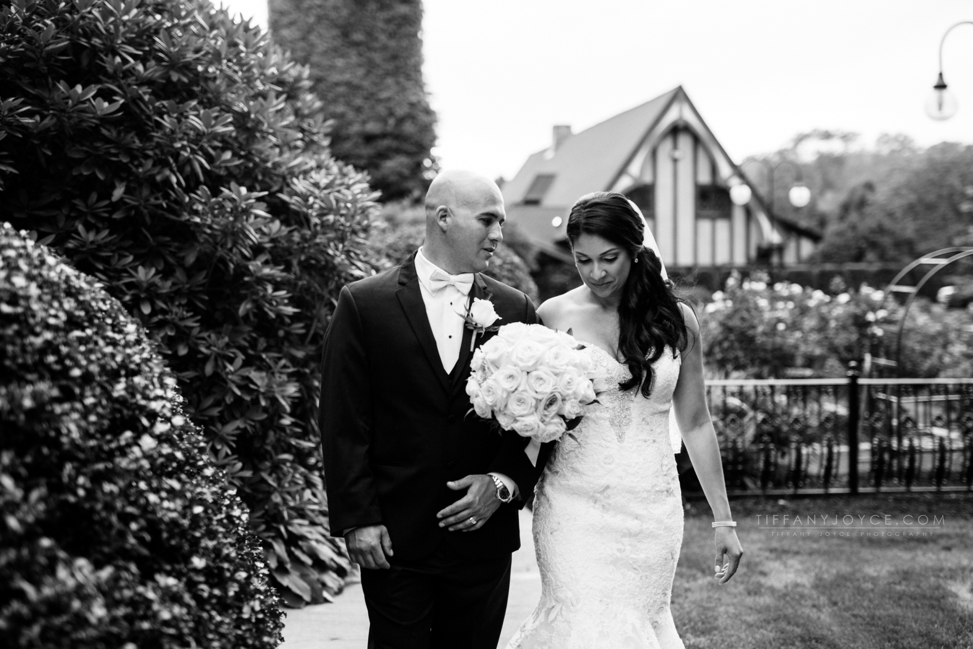 Summer Saint Clements Castle Wedding | Tiffany Joyce